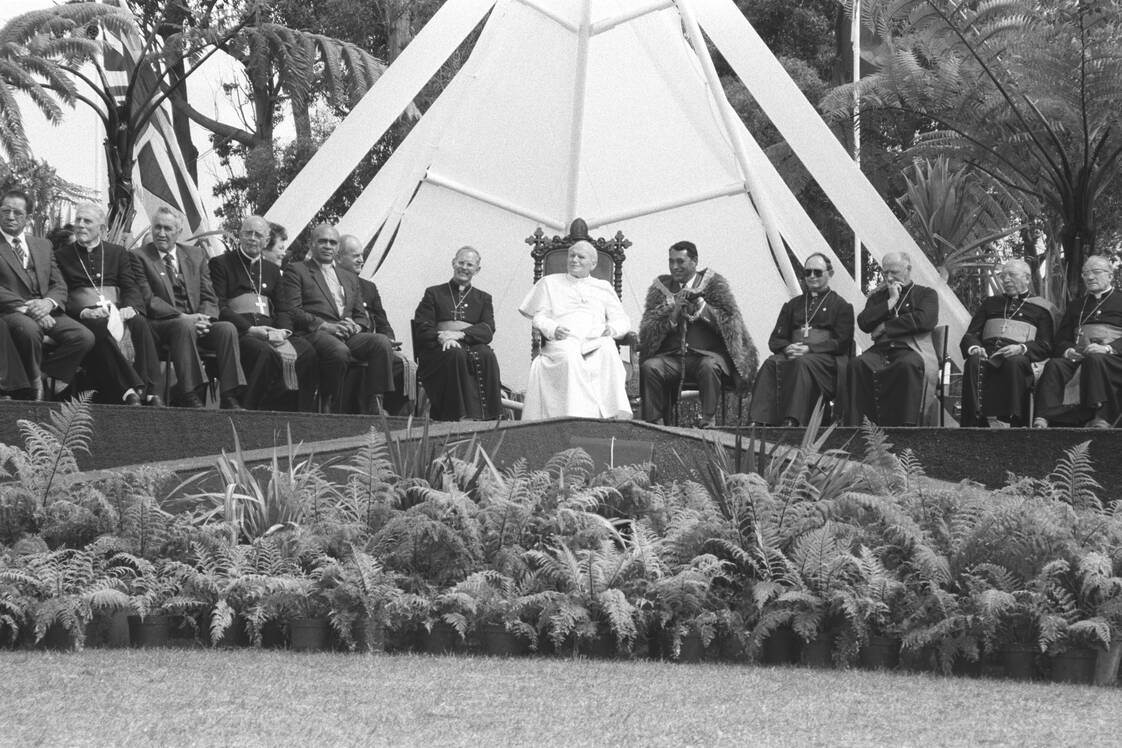 Rewi Thompson (Te Aitanga a Hauiti, Ngāti Raukawa ki te Tonga) — The ...